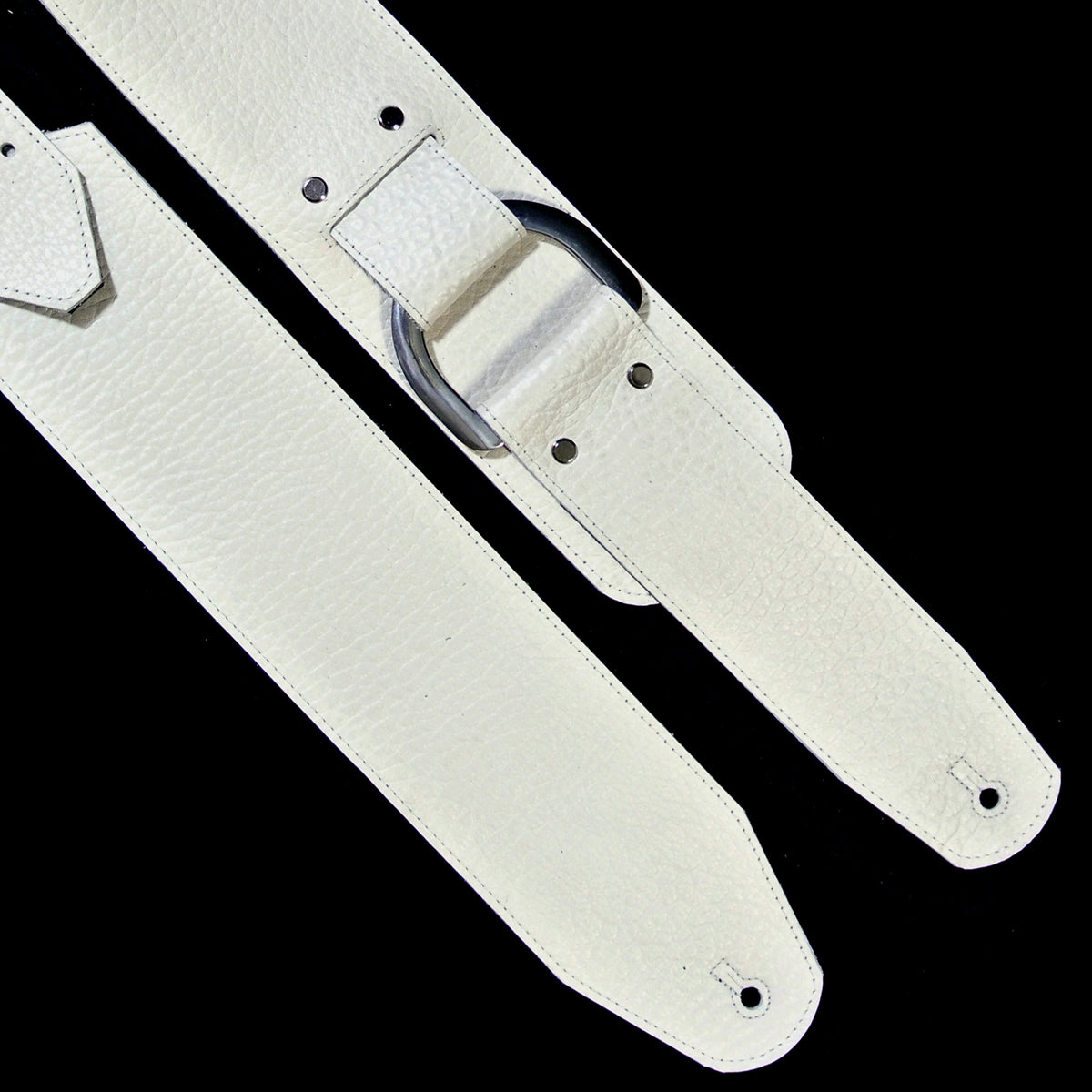 OOAK Great White Buffalo D-Bar Guitar Strap – jerihartstraps